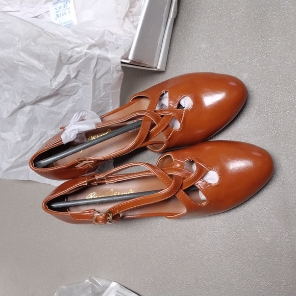 Angel Steps | Shoes | New Burnt Orange 25 Heels With Buckle Sz 7w ...